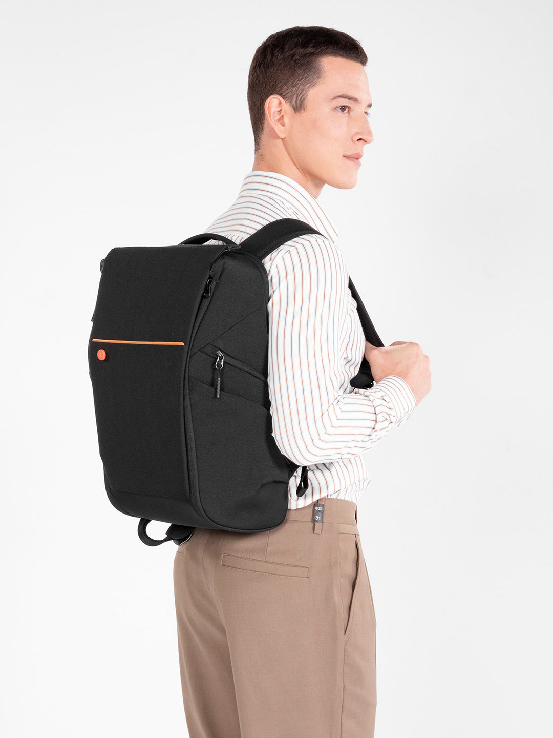 Urban Daypack: Sleek Commuter Backpack