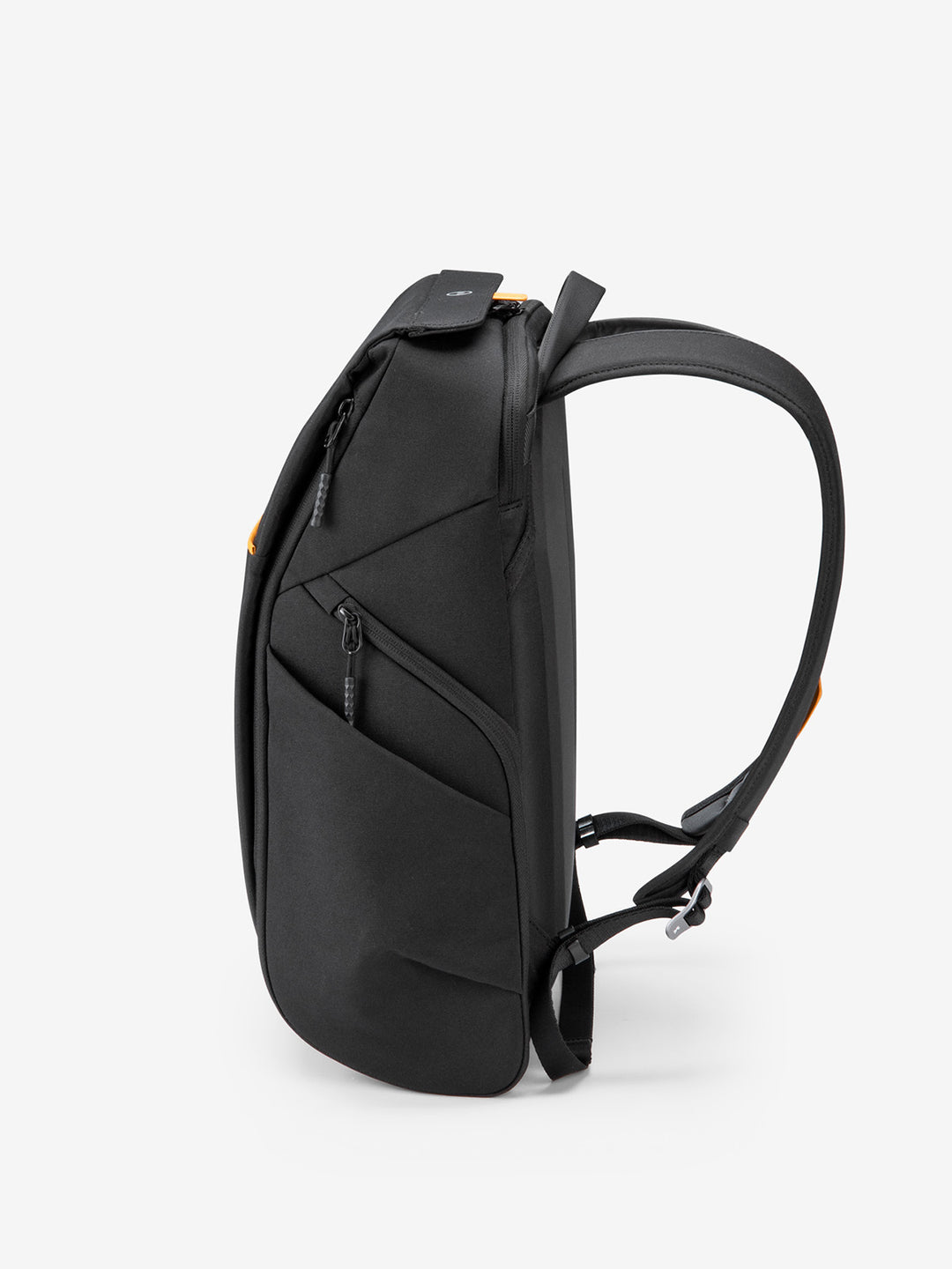 Urban Daypack: Sleek Commuter Backpack