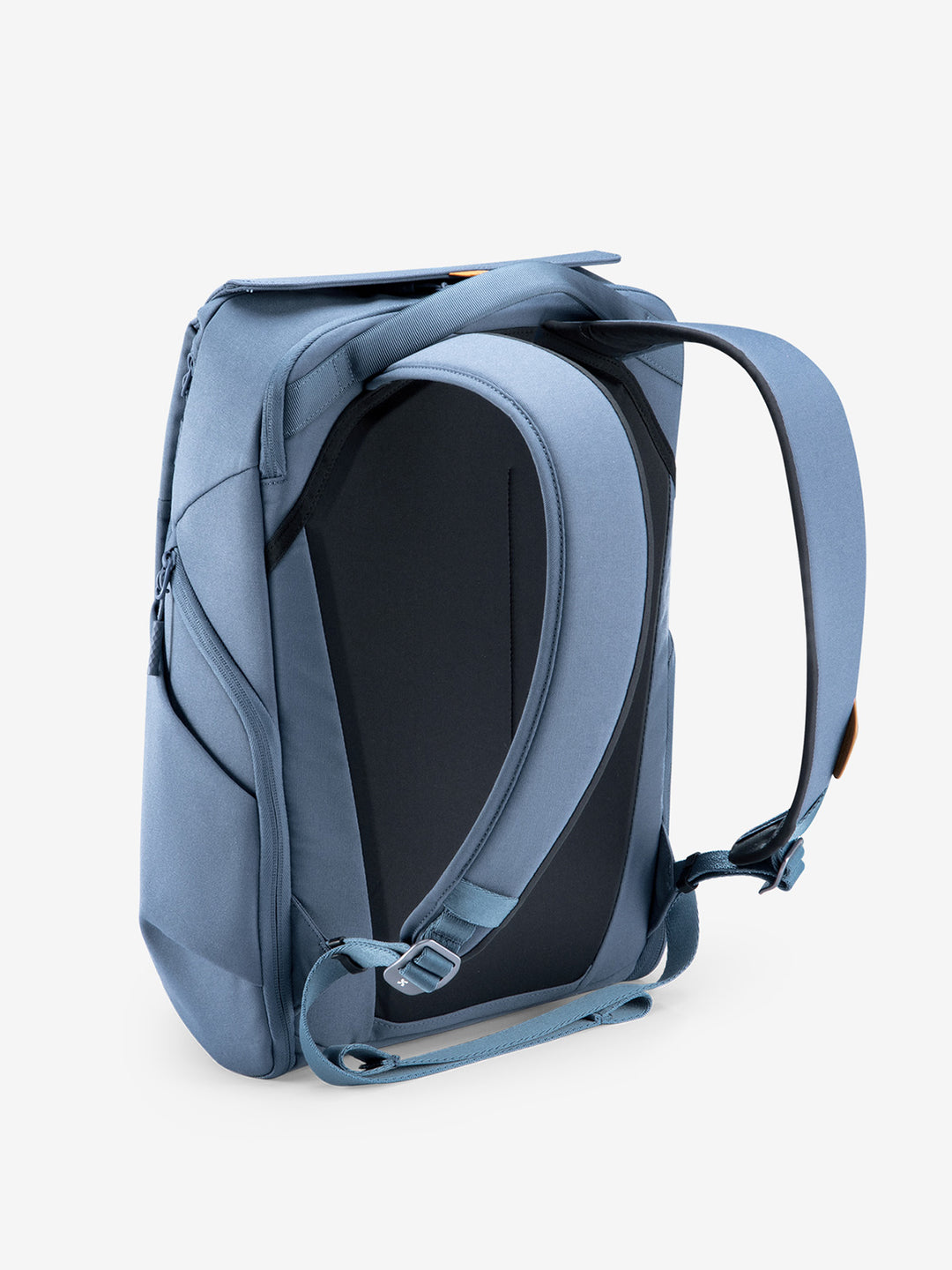 Urban Daypack: Sleek Commuter Backpack