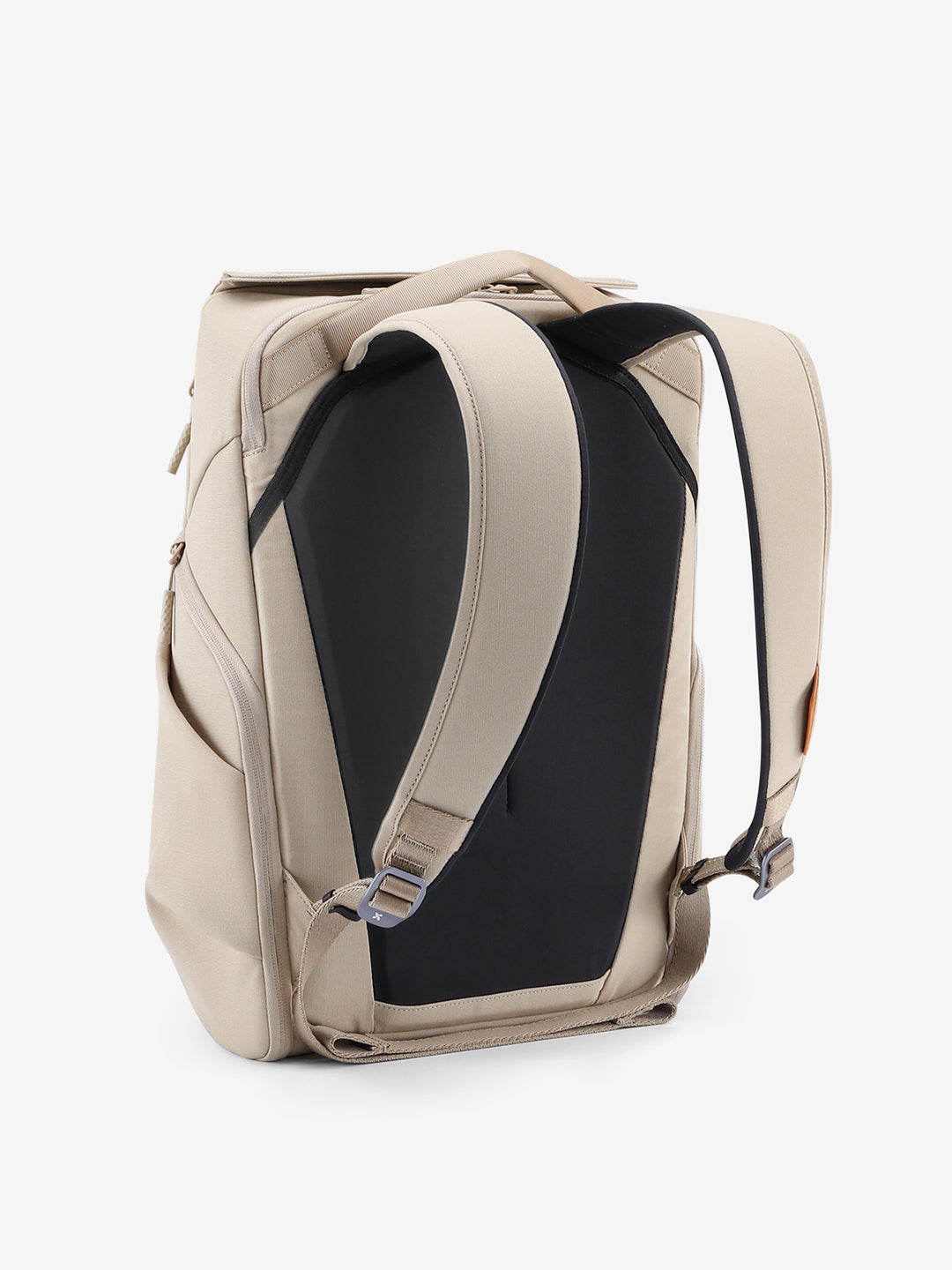 Urban Daypack: Sleek Commuter Backpack