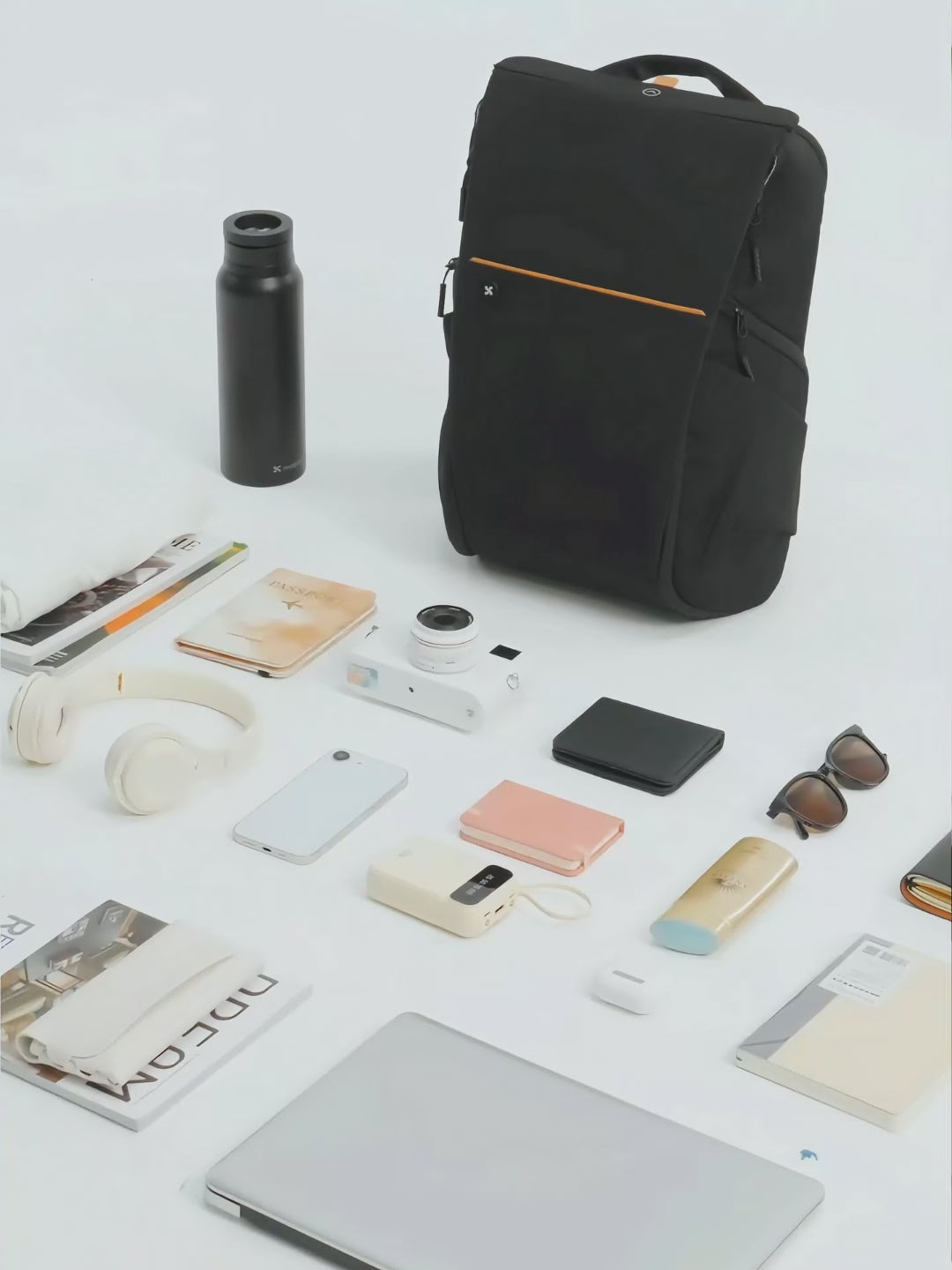 Urban Daypack: Sleek Commuter Backpack